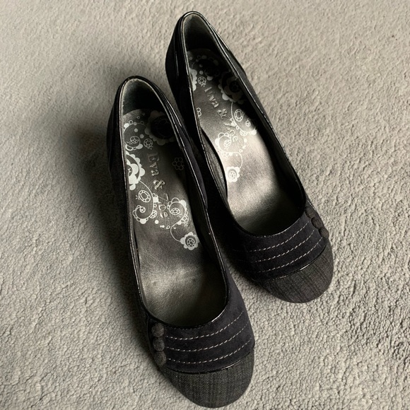 Eva & Zoe | Shoes | Eva Zoe Capital Noir Plaid Shoe | Poshmark